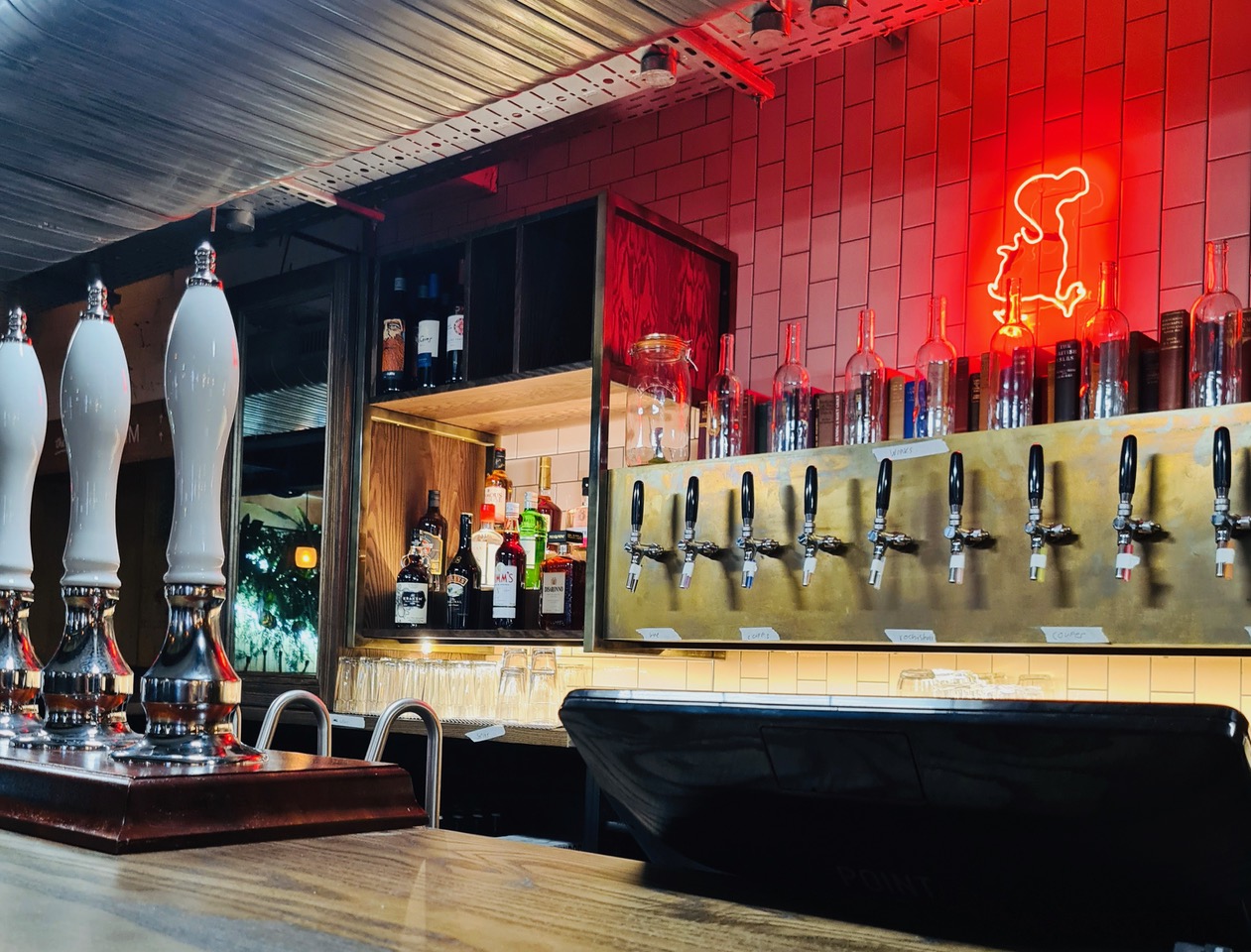 SNEAK PREVIEW: New pub The Part and Parcel in Witney opens this week ...