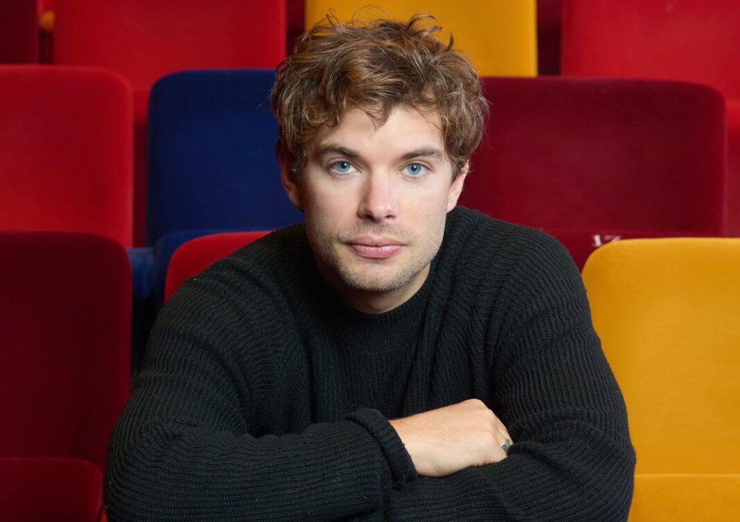 Anton Lesser on life after Endeavour and Laurie Lee homage 'Red Sky at ...