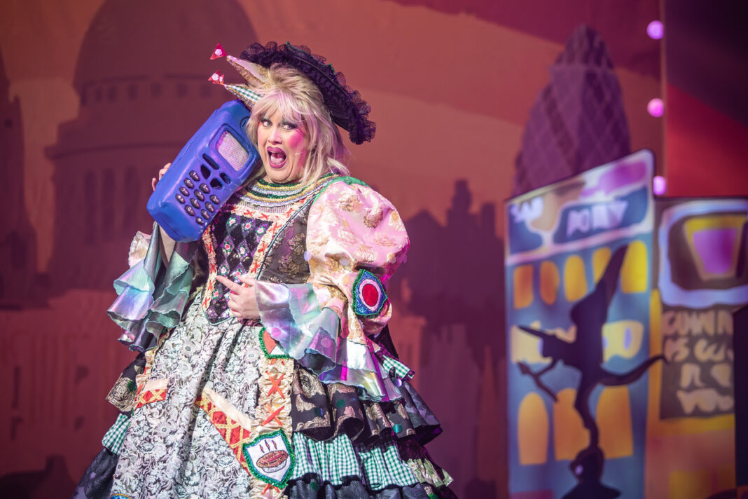 REVIEW: BRITPOPTASTIC - Dick Whittington at Oxford Playhouse is ...