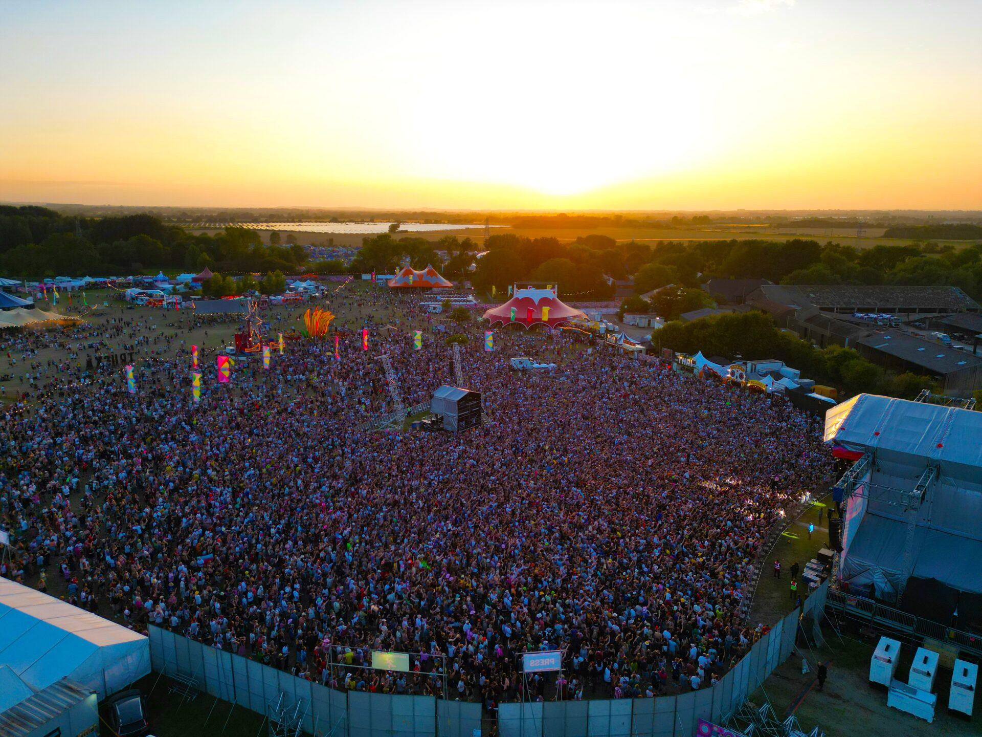 TRUCK FESTIVAL's second wave of emerging artists, late night DJs, fun ...